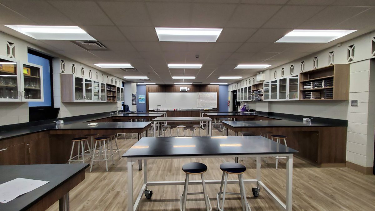 Sir Allan MacNab Secondary School – Porteous Hardcastle